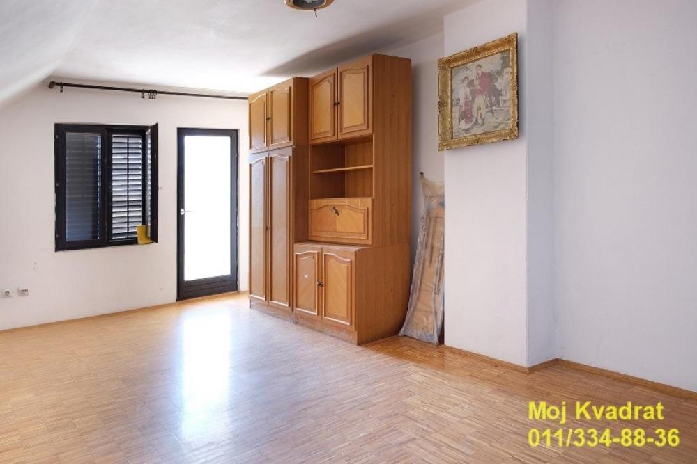 Kuća na prodaju, 179m2, 110.000€