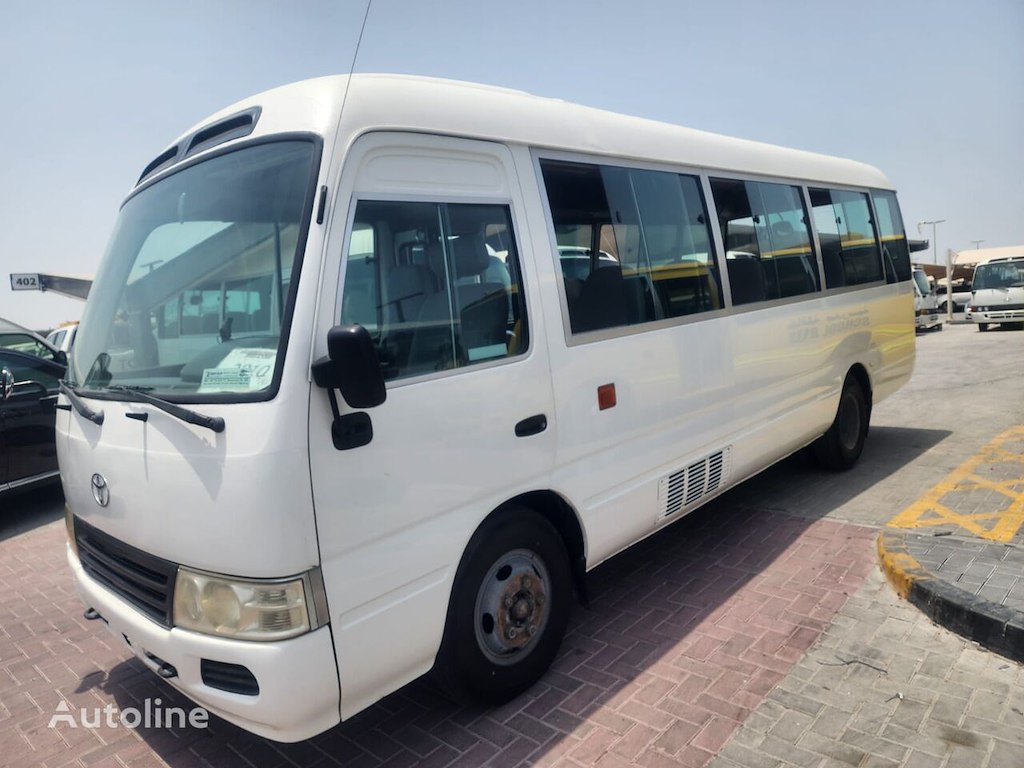 Toyota Coaster Coach bus (Diesel-LHD) turistički autobus