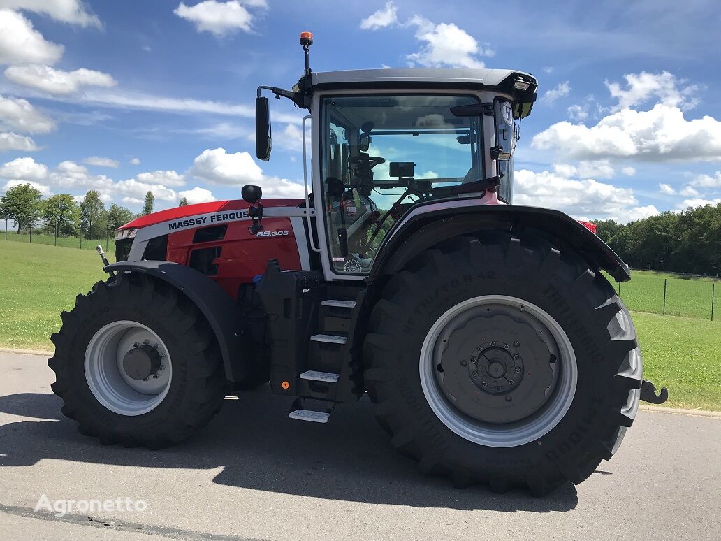 Novi Massey Ferguson 8S.305 Dyna-VT Exclusive traktor točkaš