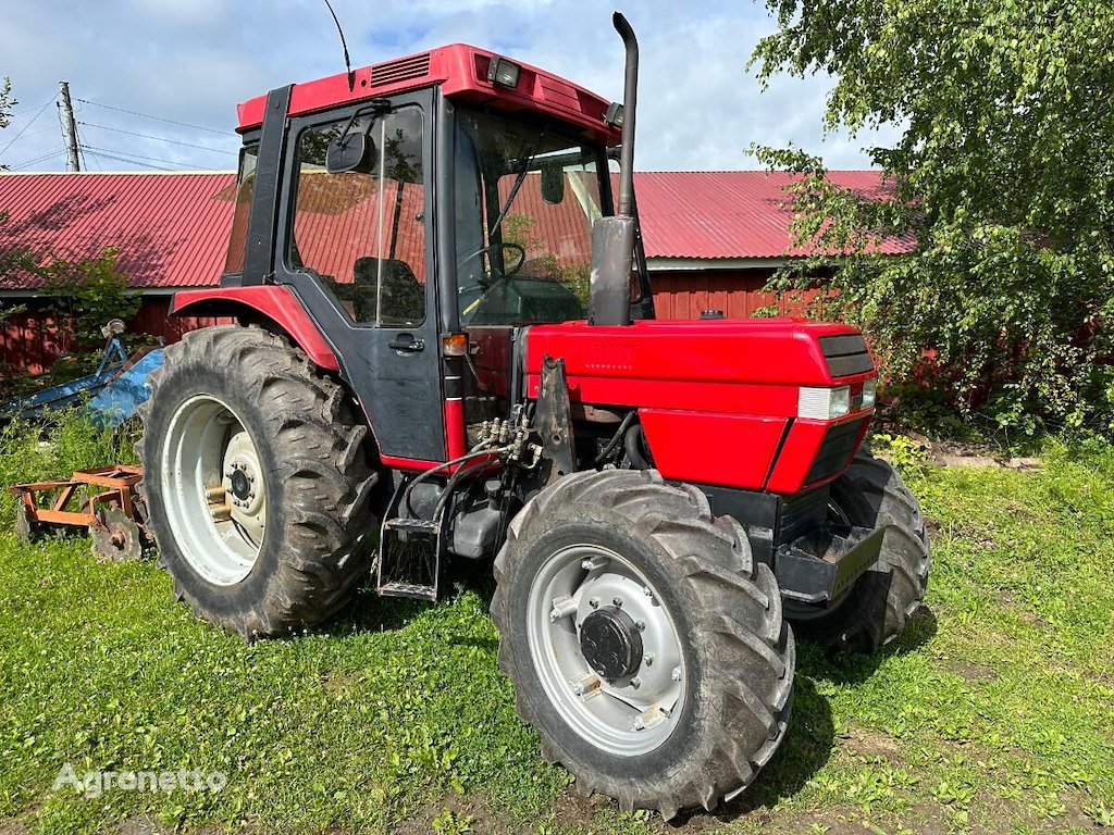 Prodaje se Case IH 895XL traktor točkaš na aukciji