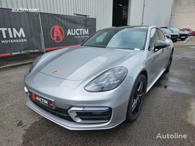 Prodaje se Porsche Panamera 4 E-Hybrid Platinum Edition kupe na aukciji