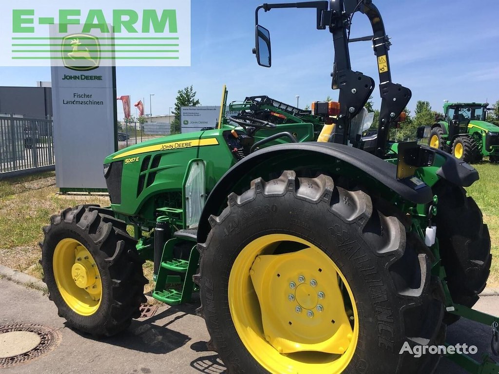 John Deere 5067e oos traktor točkaš