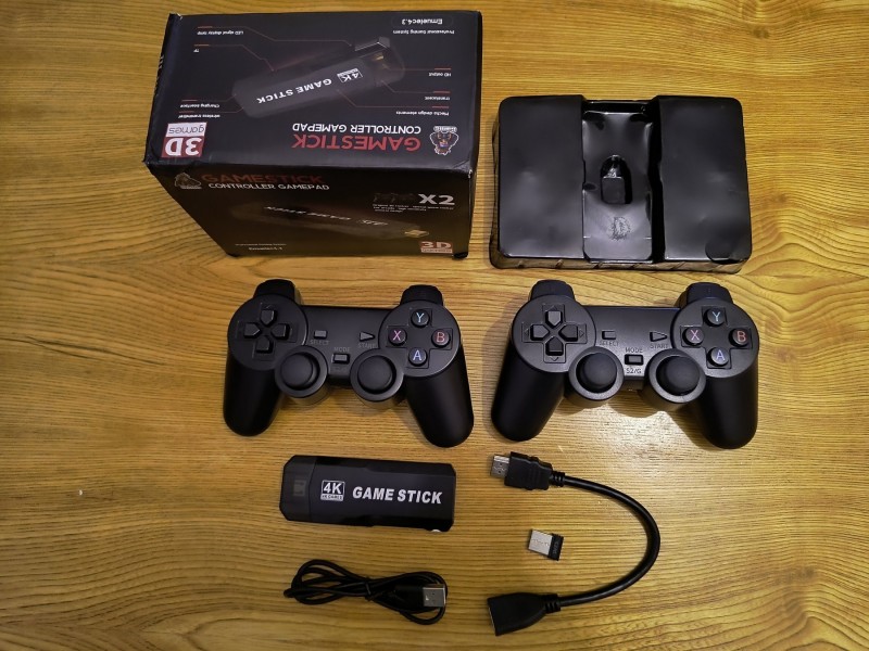 4K Game Stick 30 000 retro igra