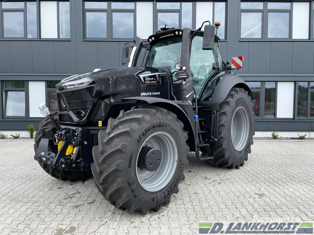 Novi 9340 TTV Black-Warri traktor točkaš (10818-68800)