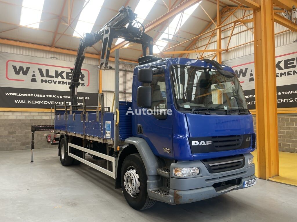 DAF LF55 4X2 18 TONNE BRICK GRAB – 2011 – YB60 HPF kamion s ravnom platformom