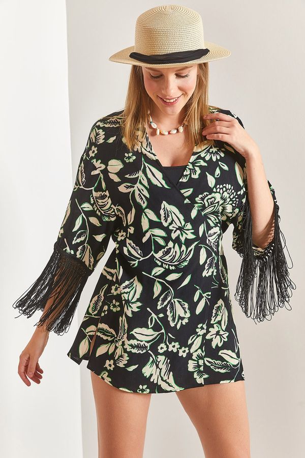 BIANCO LUCCI WOMEN'S FRINGED BINDING DETAILED KIMONO