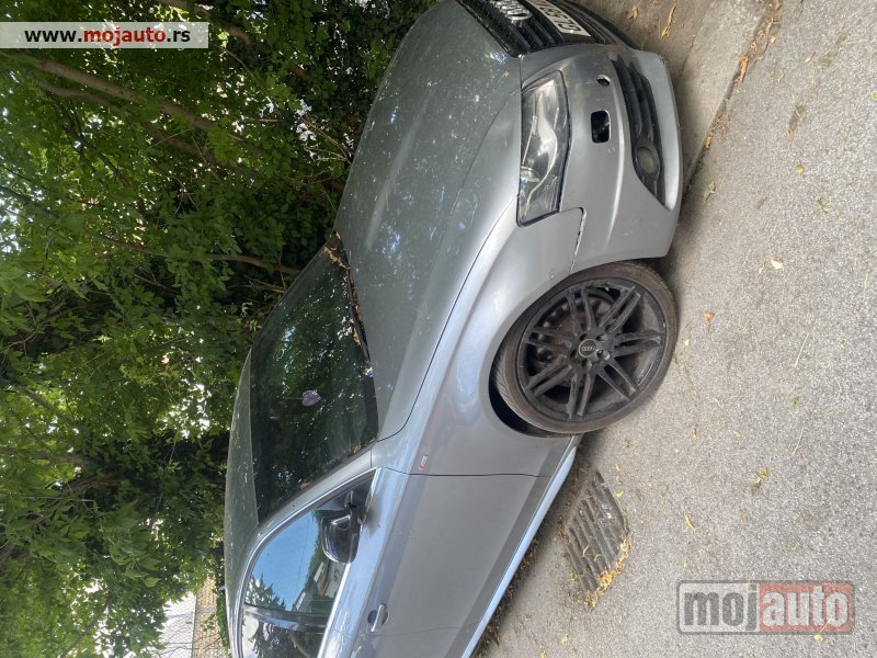 Audi A4 B8 Kompletan auto u delovima