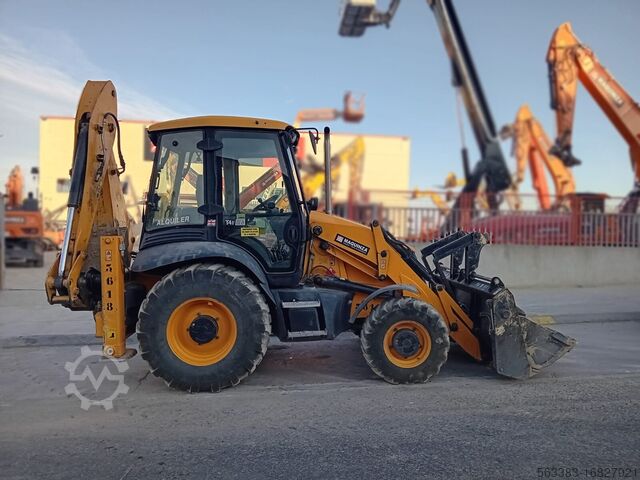 Bager/Kombinacija utovara
JCB 3CX-4T