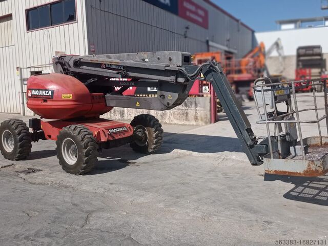 Artikulisan teleskopski bum lift
Manitou 160ATJ EJE OSCILANTE