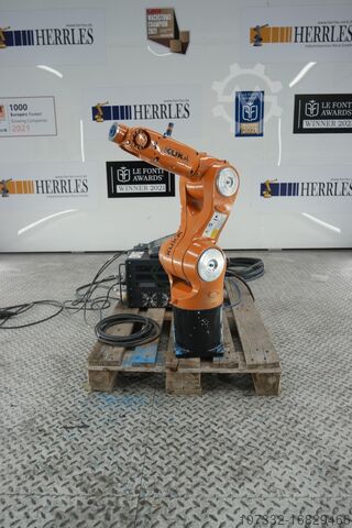 Industrijski robot
KUKA KR 6 R700 sixx WP