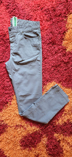 Benetton muske pantalone