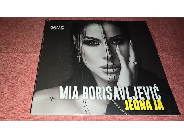 Mia Borisavljević - Jedna ja , U CELOFANU