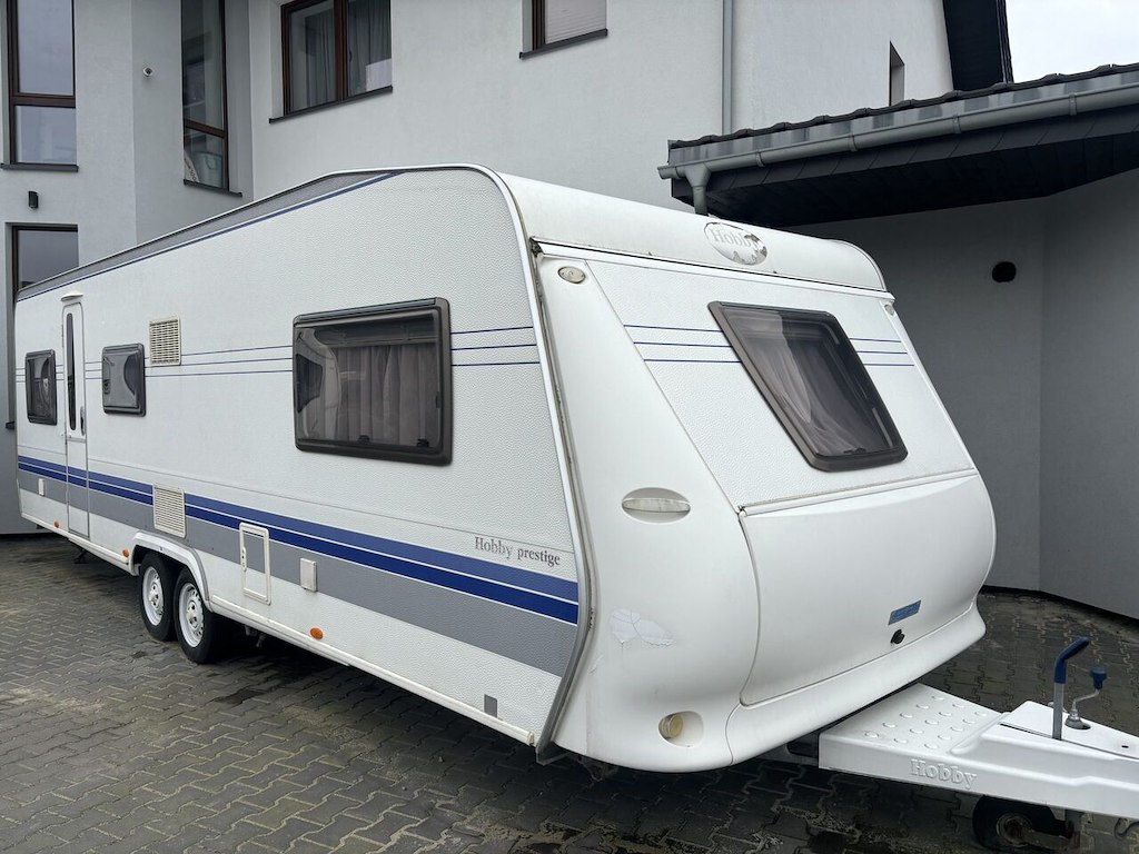 Hobby Prestige 720 UML kamp prikolica