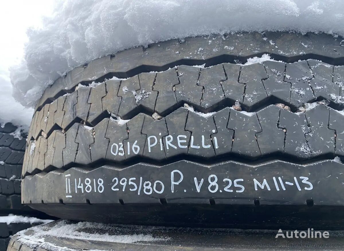 Roată Pirelli 295/80 R22.5 P. V8.25 M11-13 točak