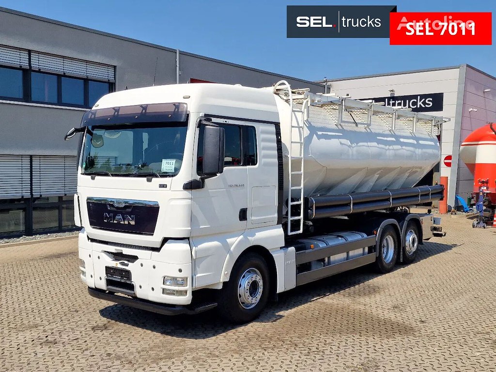 MAN TGX 26.440 6x2-2 LL ZF Intarder / 30.000 l / Lenkachse / Liftach autocisterna