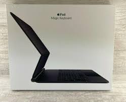 Magic Keyboard iPAd Pro 12.9″inc (3th/4th/5th gen)NOVO/A2480