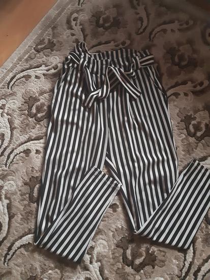 Zenske pantalone L