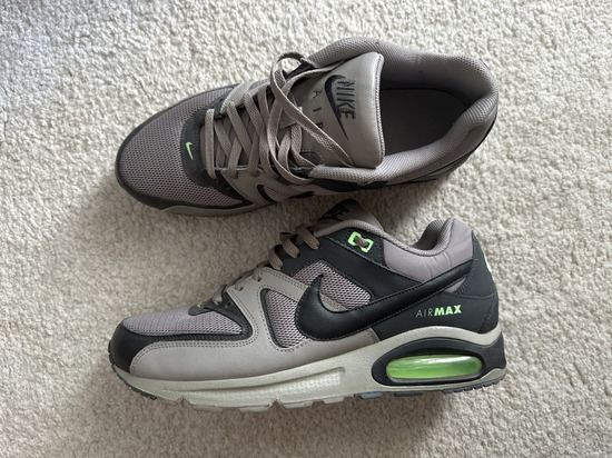 Patike air max command