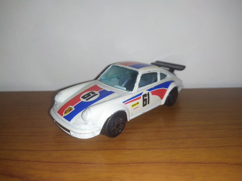 Burago Porsche 911 1:43
