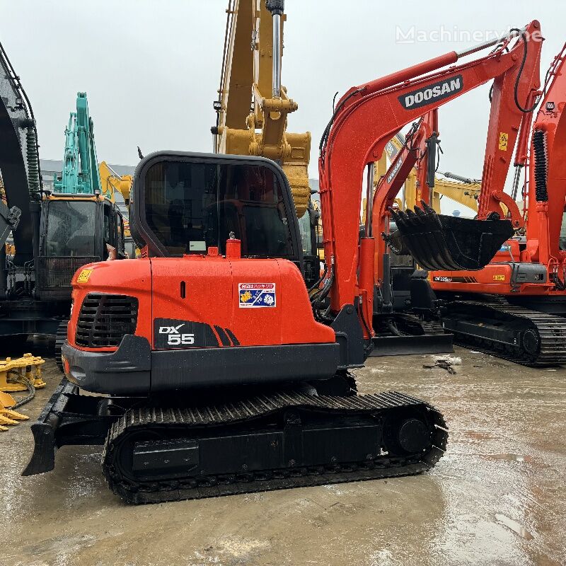 Doosan DX55 bager guseničar