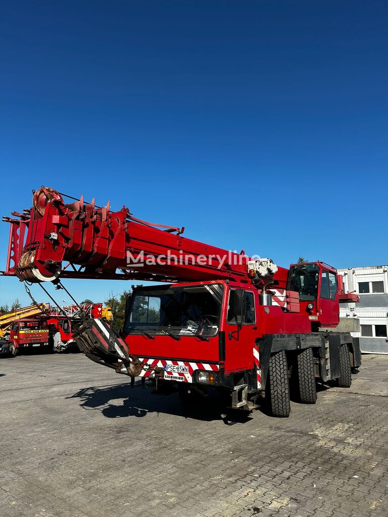 Liebherr LTM 1050 pokretna dizalica