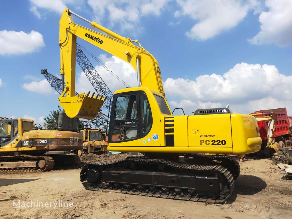 Komatsu PC220 bager guseničar