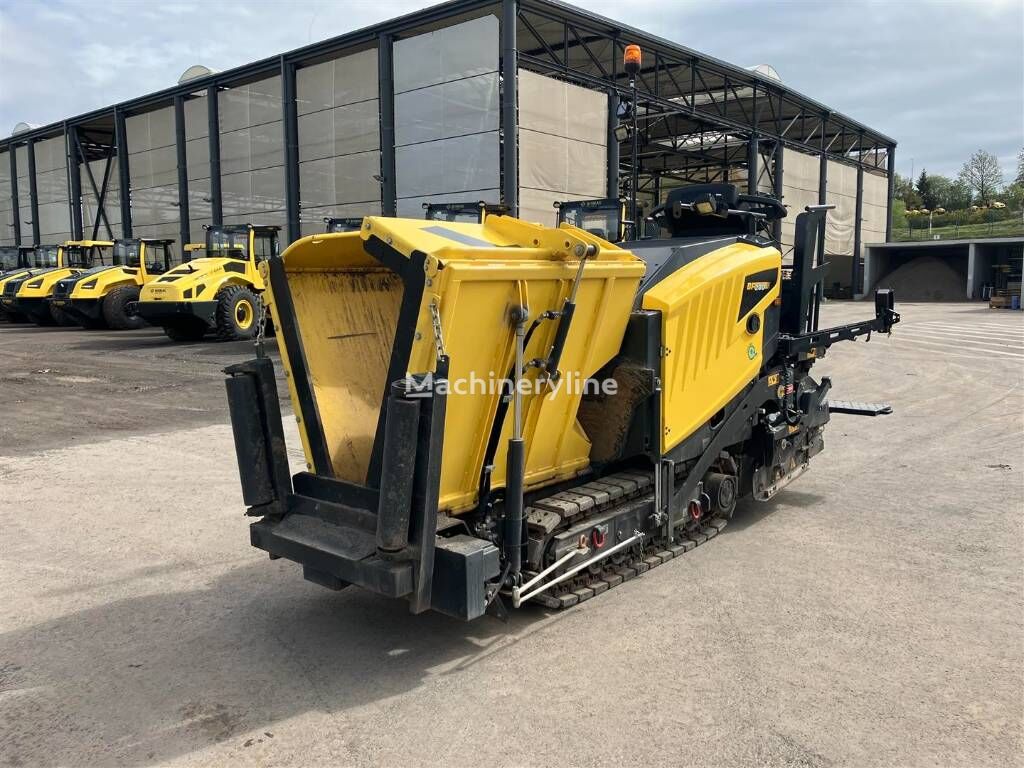 BOMAG BF 200 C-2 S200 TV Stage V/Tier 4f asfaltni finišer guseničar