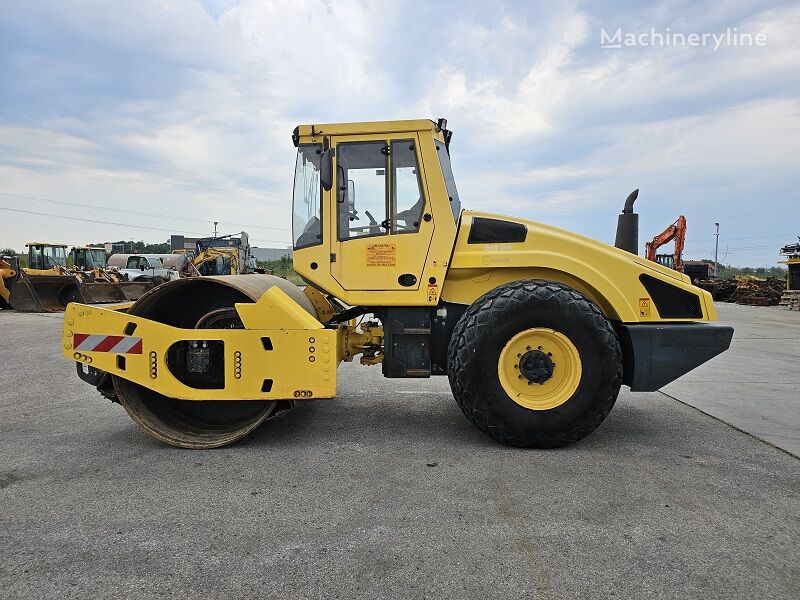 BOMAG BW213DH-4 kombinovani valjak