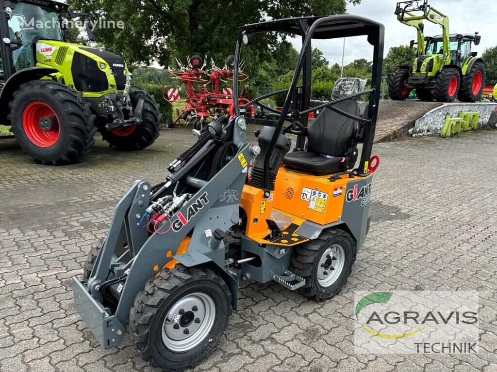 Novi Giant G1200 multifunkcionalni utovarivač