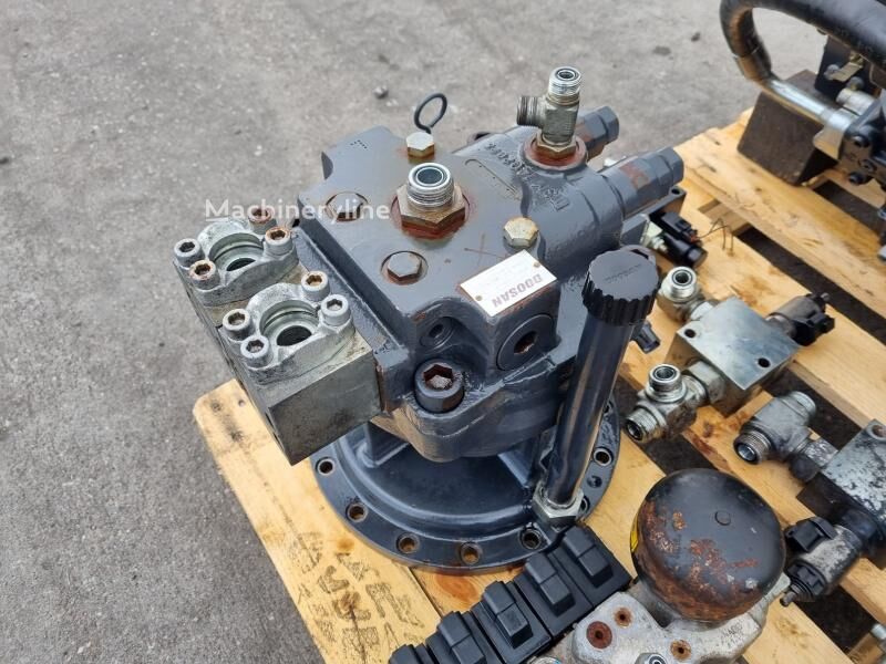 Rotacioni prenosnik za Doosan DX180 bagera