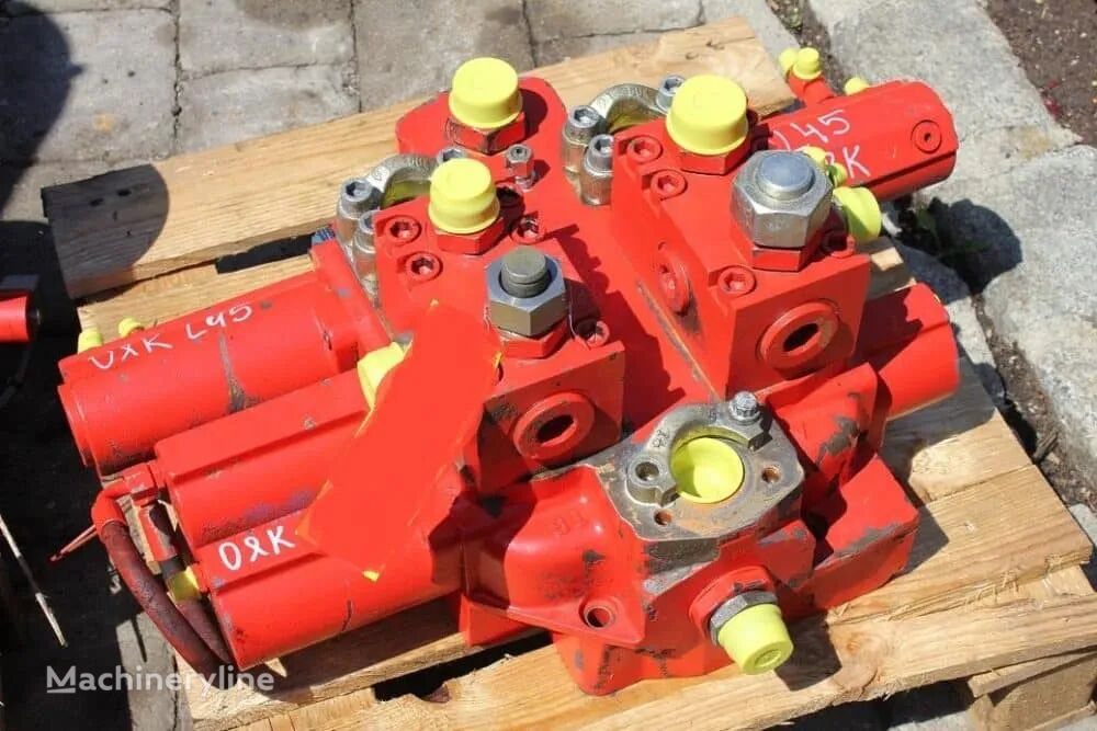 Distribuitor hidraulic O&K L45 hidraulični razvodnik za OK L45 građevinske mašine