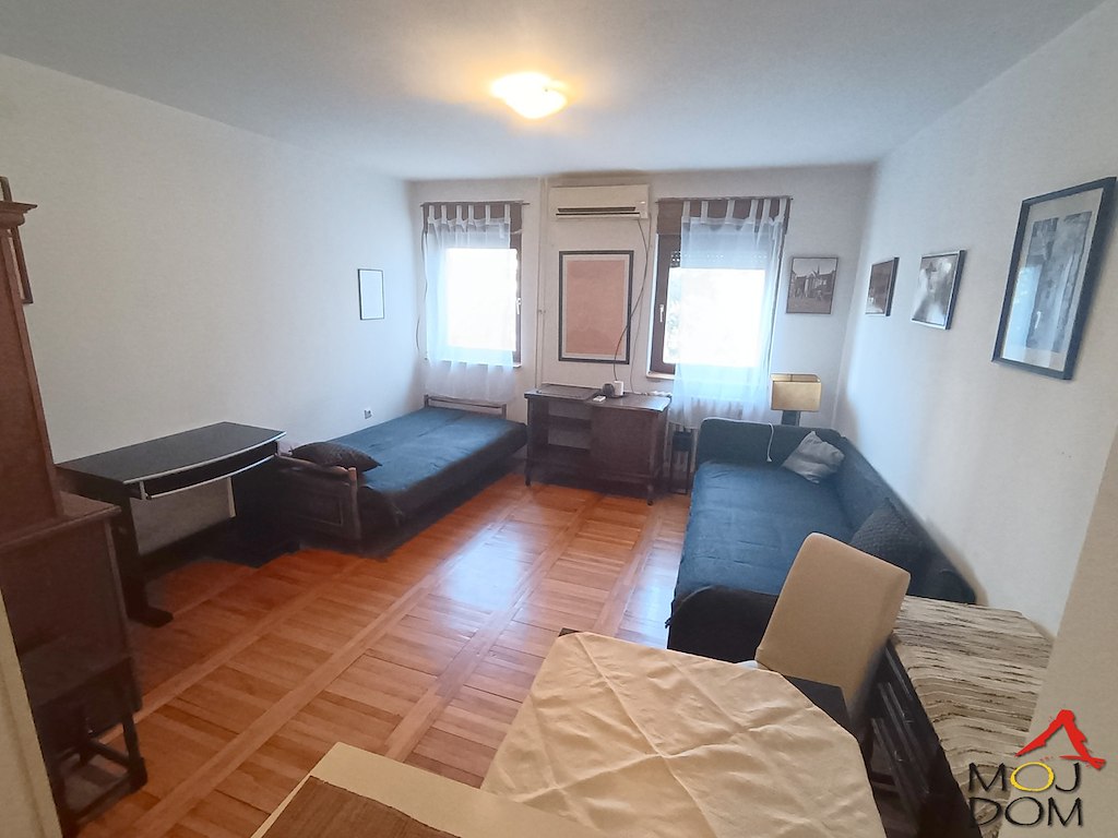 Stan,NOVI SAD,GRBAVICA,kv: 28, € 72000, ID: 1028785