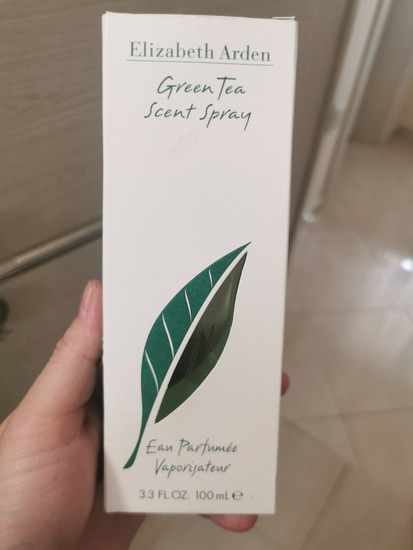 AKcija 1500 rsd Elizabeth Arden Green Tea