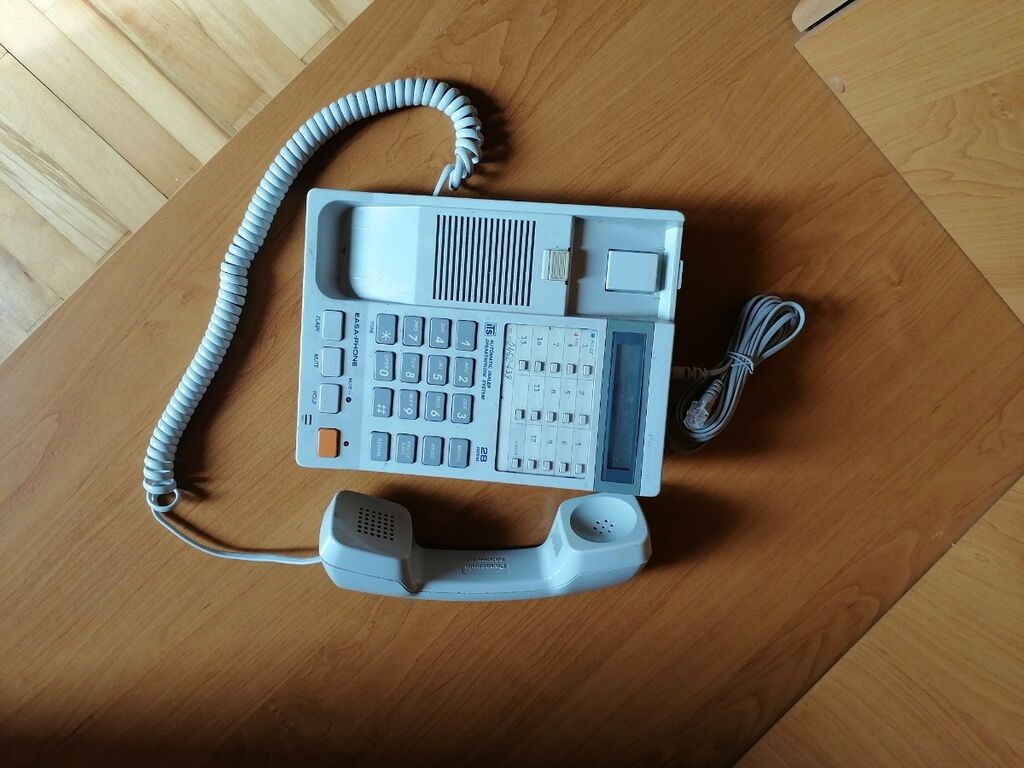 Fiksni telefon