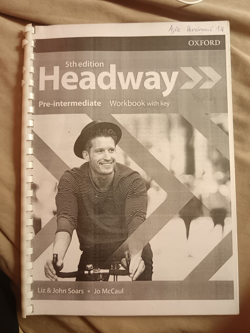 Headway 5th edition Oxford radna sveska i knjiga set 900 dinara, komad