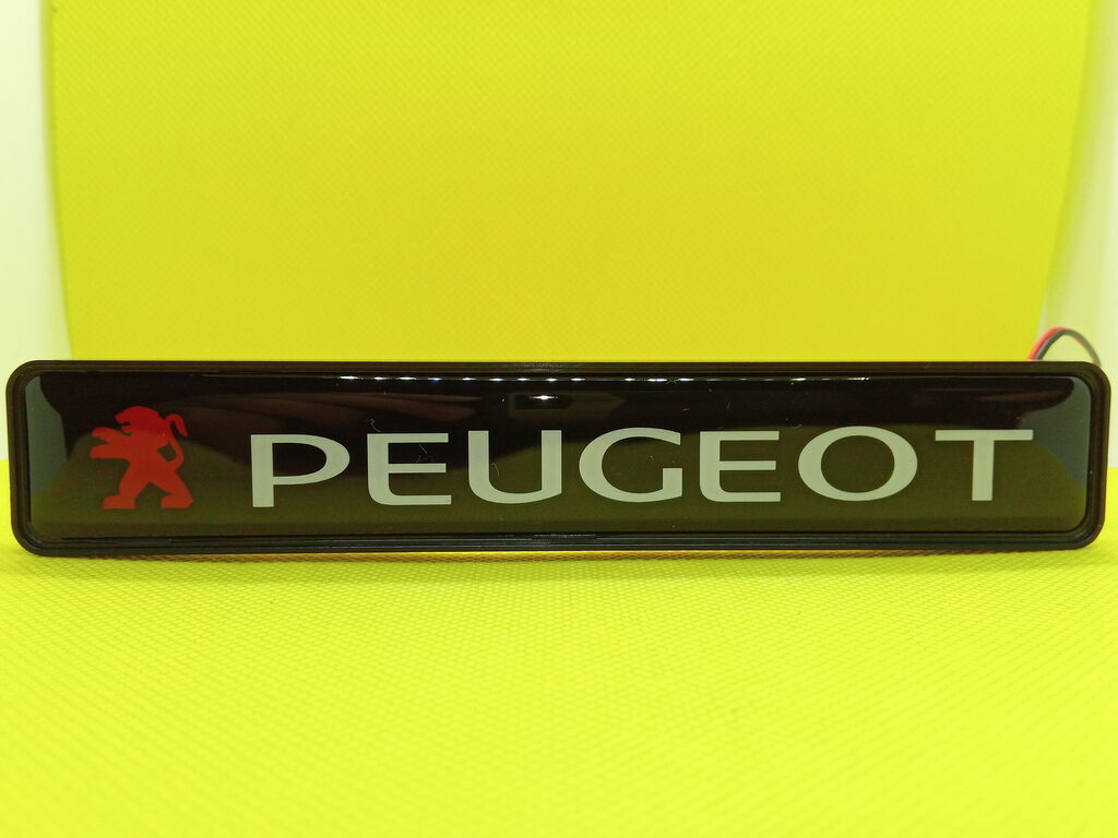 12V Svetleći LED znak za prednju masku - PEUGEOT Svetleći znak za