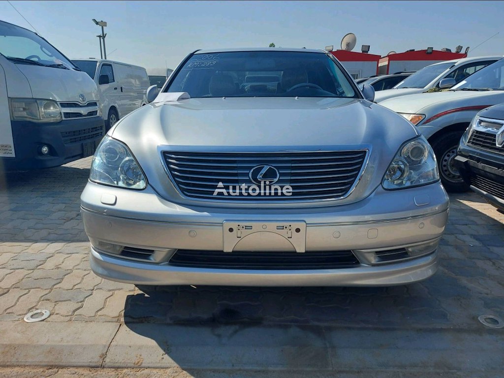 Lexus Lexus LS-Series 2005 US Spec sedan