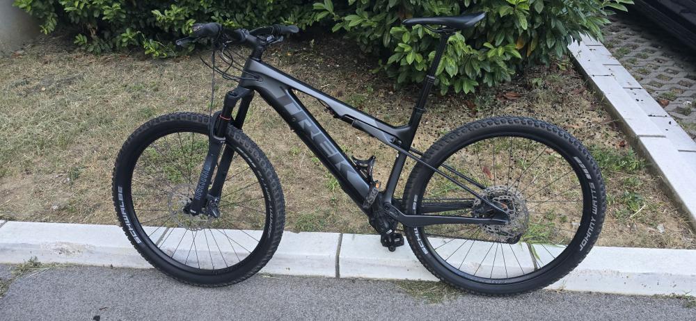 TREK E-Caliber 9.6