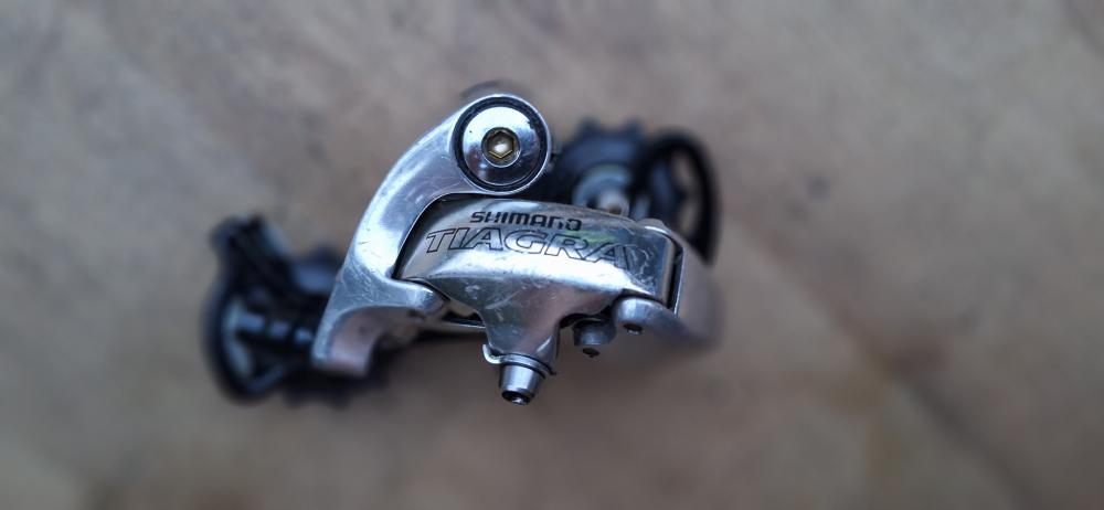 Zadnji menjač Shimano Tiagra RD-4400 9s