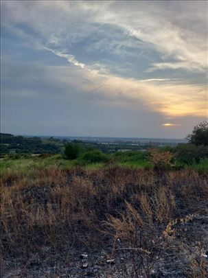 Velika Moštanica kod crkve 20 ari, uknjižen