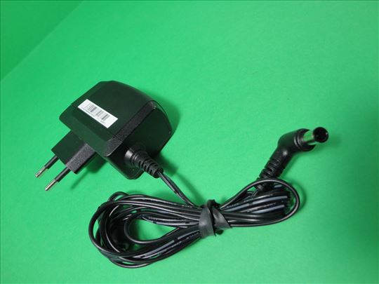 Adapter LG 19V-085A !