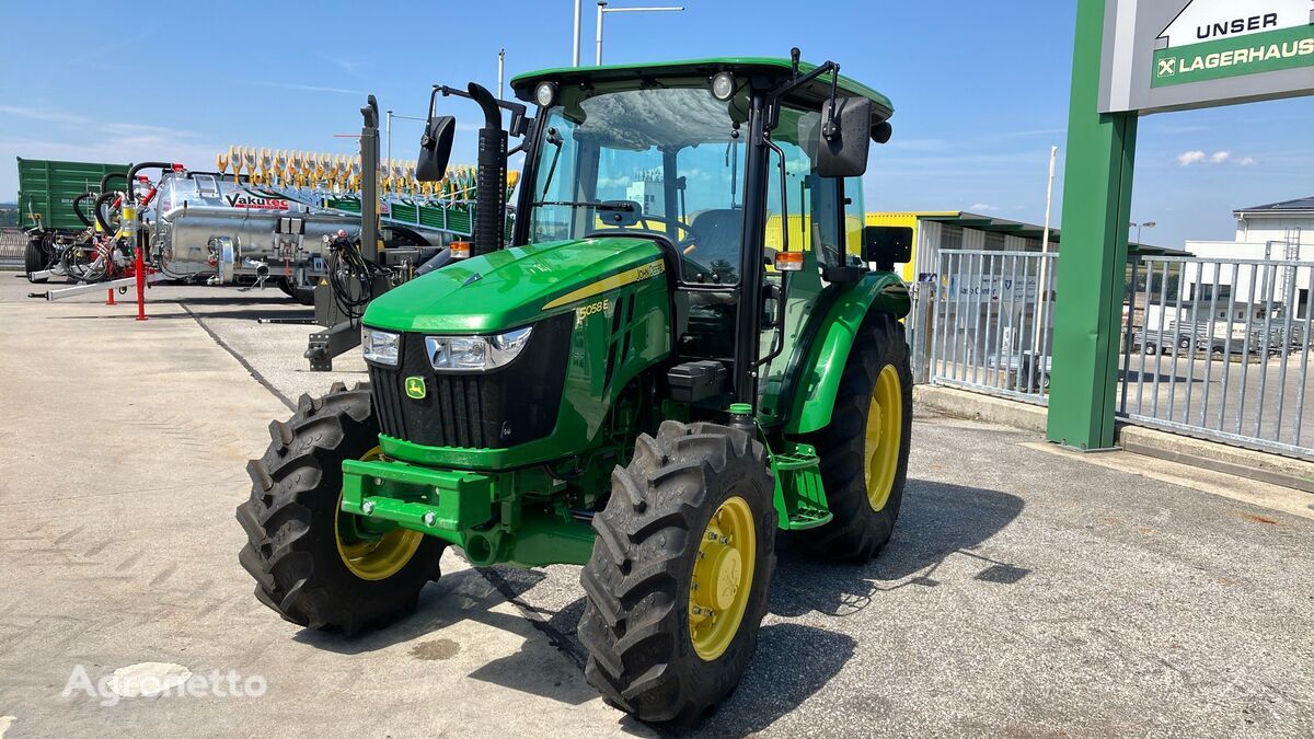 Novi John Deere 5058E traktor točkaš