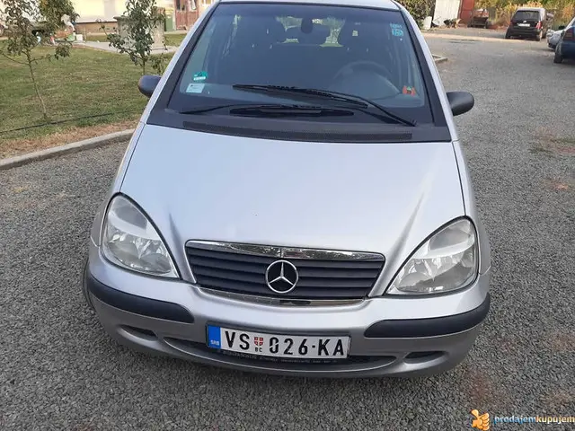 MERCEDES BENZ A 170 2002. god.