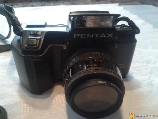 Prodajem Fotoaparat PENTAX