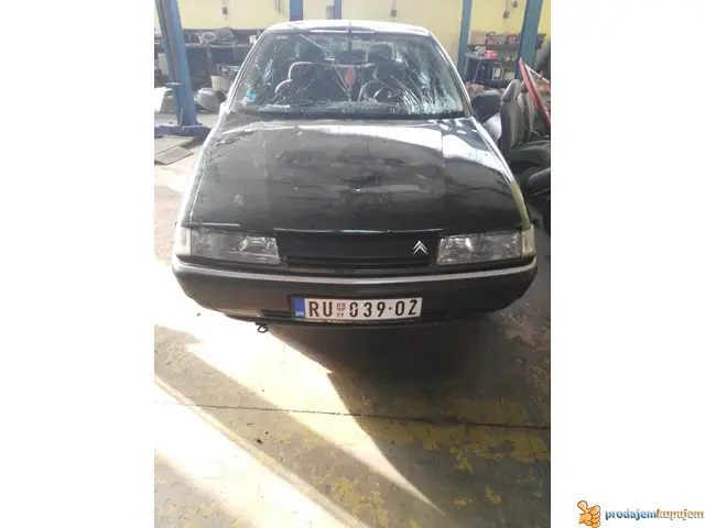 Kupujem haubu za citroen xantia