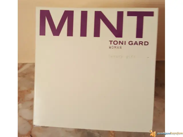 Mint Toni Gard Luxury Set