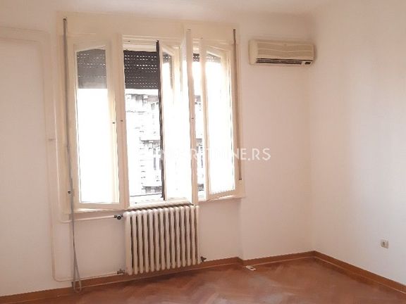 Terazije, 120 m2, poslovni prostor, 5 kancelarija