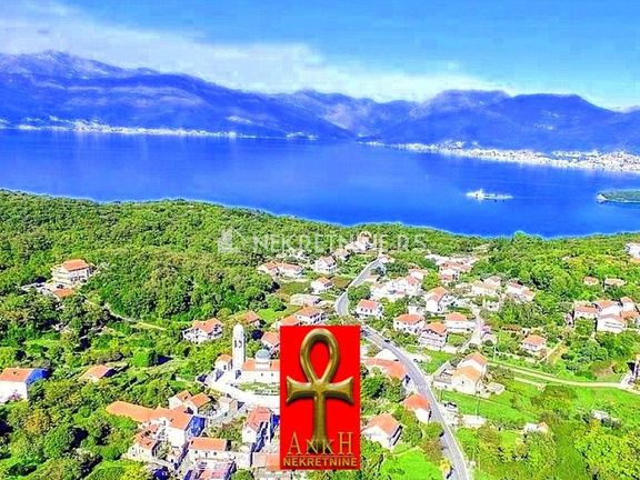 TIVAT, GOŠIĆI - 6.4a - BLIZINA MORA - 120.000€ !!