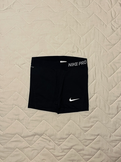 Nike pro