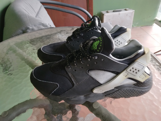 Patike Nike Air Huarache Black Neon Green